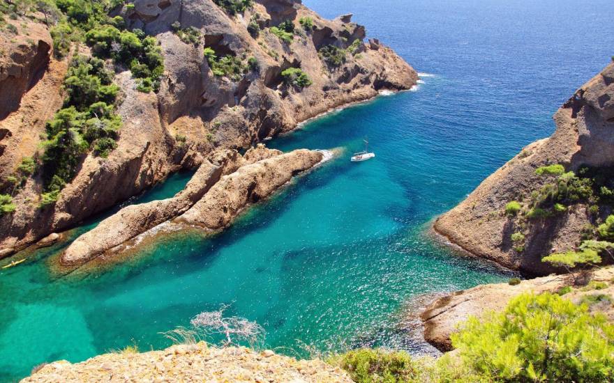 Pourquoi visiter les calanques de Marseille